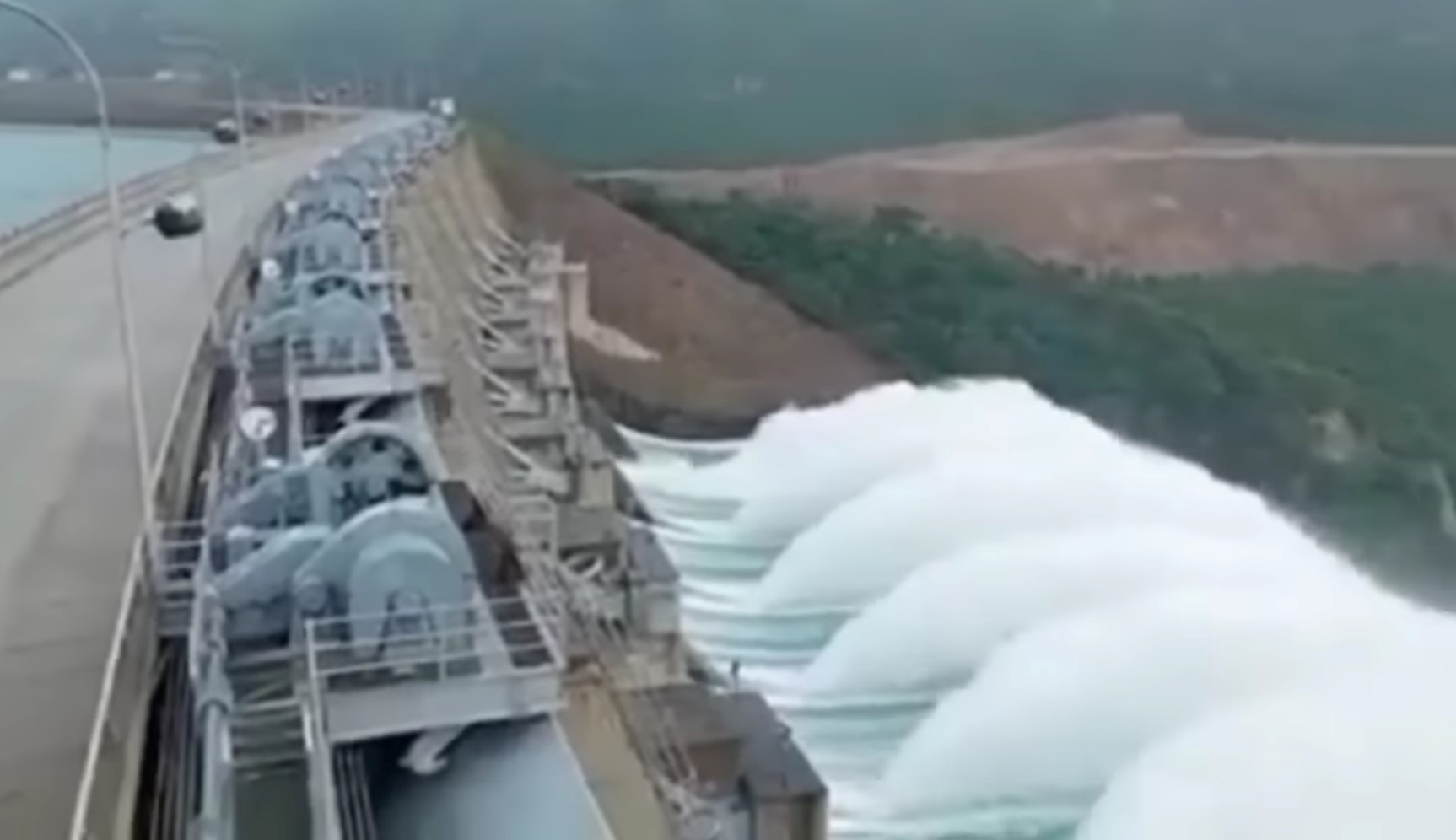 Tarbela Dam: Harnessing the Power of the Mighty Indus River